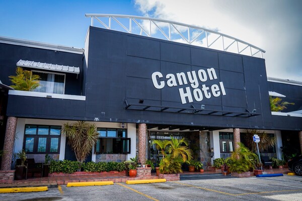Canyon Boutique Hotel - Puerto Rico