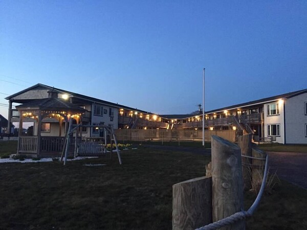 Mariner's Point Resort - Cape Cod, MA