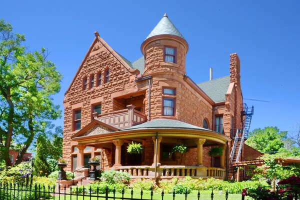 Capitol Hill Mansion B&b Inn - Colorado