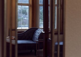 Quarto casal luxo | Escrivaninha, ferros/tábuas de passar roupa, Wi-Fi de cortesia