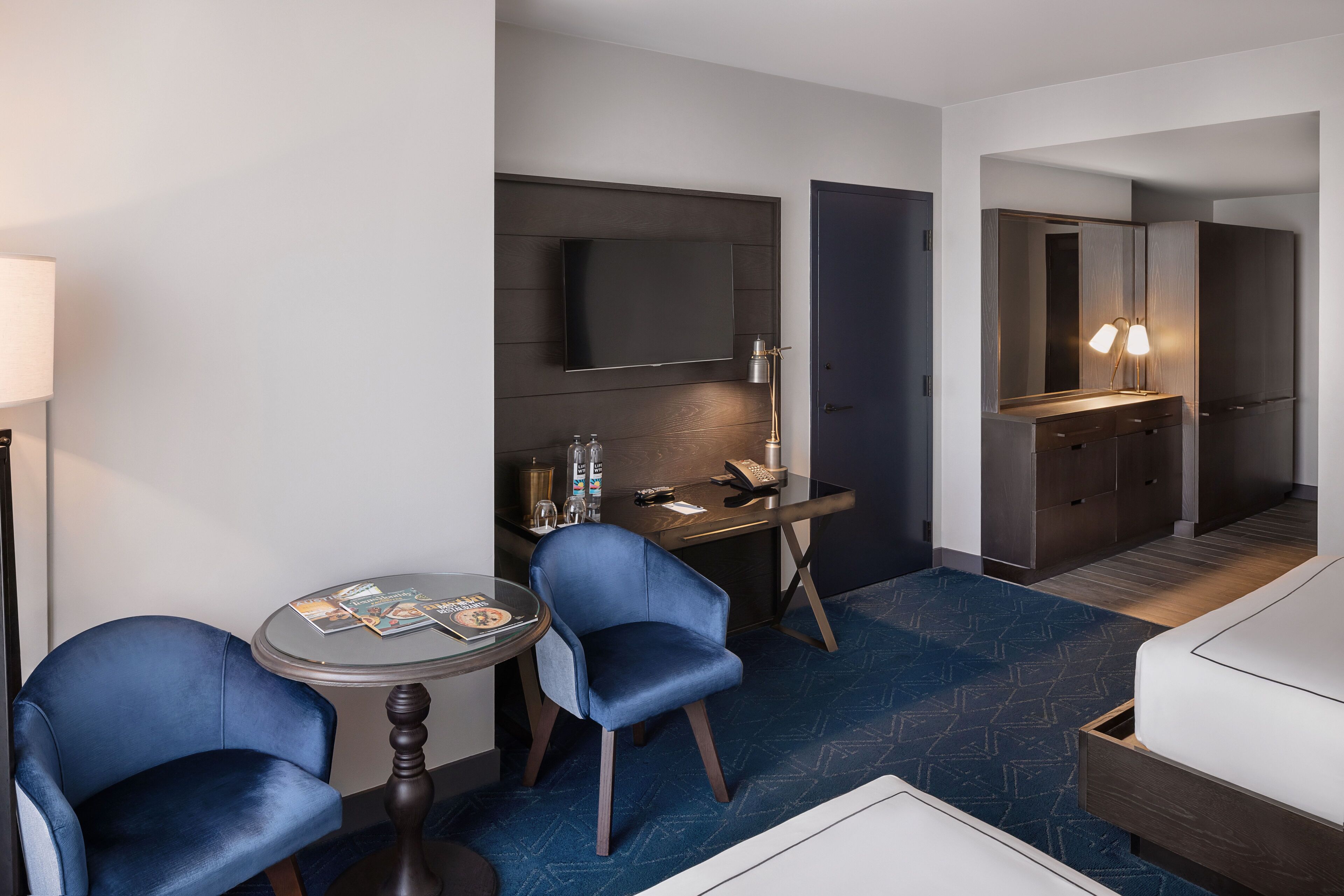 Hotel Spotlight Kimpton Hotel Van Zandt Caviar Cashmere