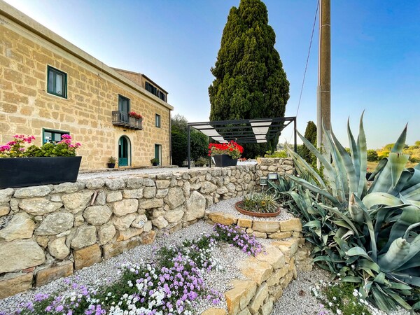 La Casa Del Poeta - Enna - Sicily