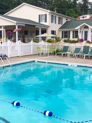 Book Heritage of Lake George in Lake George | Hotels.com