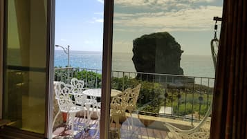 Quarto Quádruplo Standard, em frente ao mar | Quartos insonorizados, Wi-fi grátis, roupa de cama fornecida