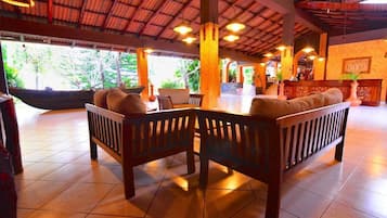 Lounge no hall