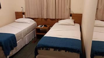 Quarto Duplo ou Twin Executivo | Minibar, cofre no quarto, Wi-fi grátis, roupa de cama fornecida