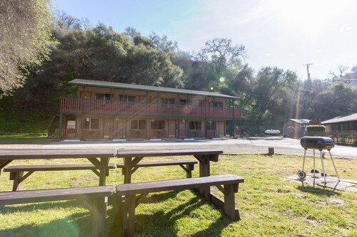 The River Inn Reviews, Deals & Photos 2024 - Expedia