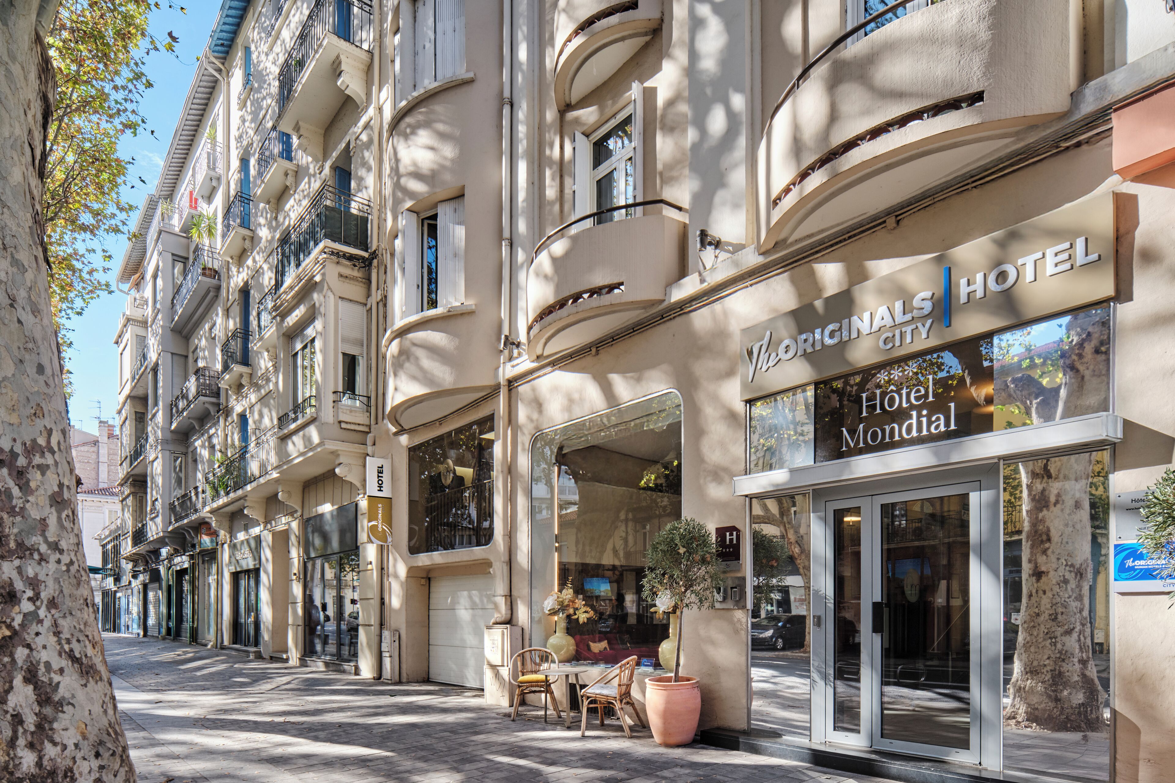 Fachada da propriedade