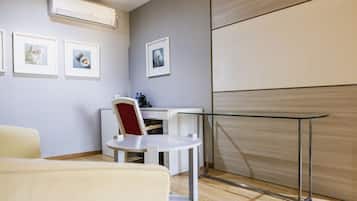 Suite Superior | 1 quarto, minibar, cofre no quarto, secretária