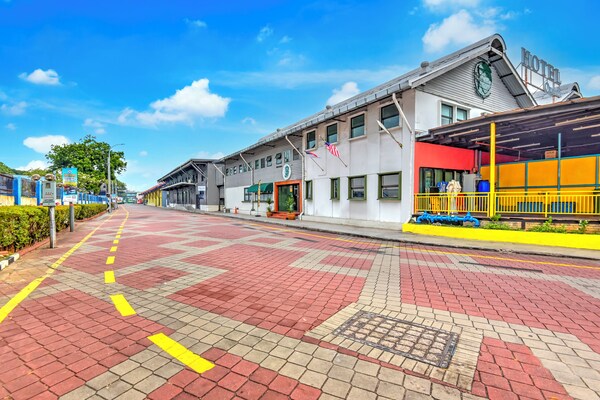 Sunday Malacca Near Jonker Street Formerly Quayside - Malacca