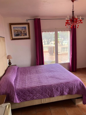 Quarto Superior, vista para o mar | Minibar, quartos insonorizados, berços/camas para crianças 