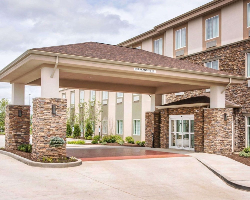 Sleep Inn & Suites - Marietta, OH
