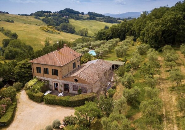 Il Vecchio Mulino Farmhouse - Tuscany