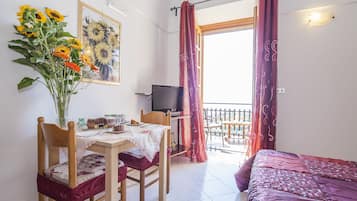 Quarto Duplo ou Twin, varanda | Berços/camas para crianças grátis, Wi-fi grátis