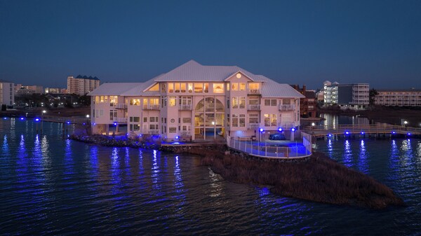 The Edge At Fager's Island - Ocean City, MD