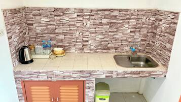 Standard Garden View | Cofre no quarto, Wi-fi grátis