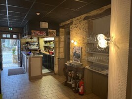 Bar (no alojamento)