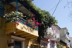 Fachada da propriedade