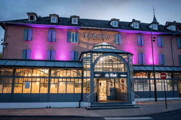 Hôtel Le Tivoli - Vic-en-Bigorre