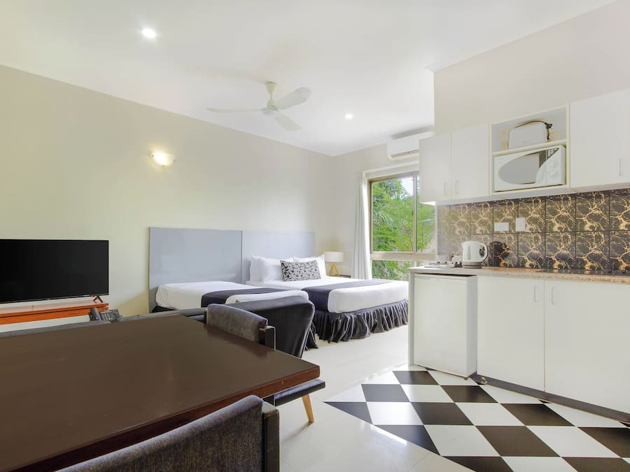 Estúdio Familiar, várias camas, não fumadores, kitchenette | Ferro/tábua de engomar, roupa de cama fornecida