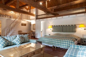 Apartamento (cottage) | Sala | TV de ecrã plano, base para iPod 