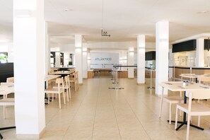 Buffet de pequeno-almoço