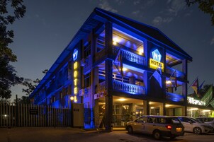 Fachada da propriedade