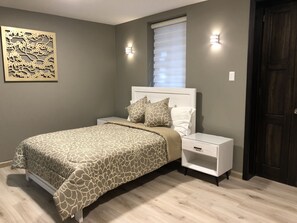 Quarto triplo premium | Wi-Fi de cortesia, roupa de cama