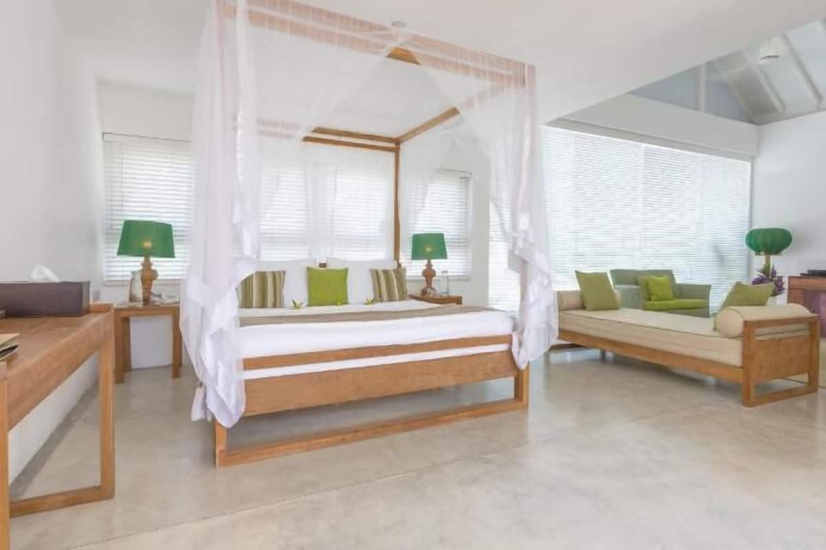 Roupas de cama premium, cofres nos quartos, individualmente decorados