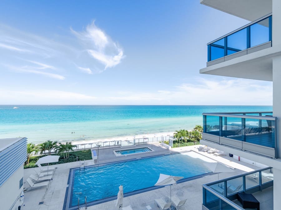 Apartamento de Luxo, 1 quarto, junto ao mar (Corner) | Vista para a praia ou o mar