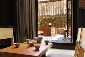 SOL 1.TAKEYA Ryokan&SAUNA | Área de estar