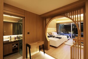 SOL 1.ROYAL TAKEYA Ryokan&SAUNA | Roupas de cama premium, cofres nos quartos