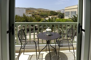 Quarto Standard, vista parcial para o mar | Vista do quarto