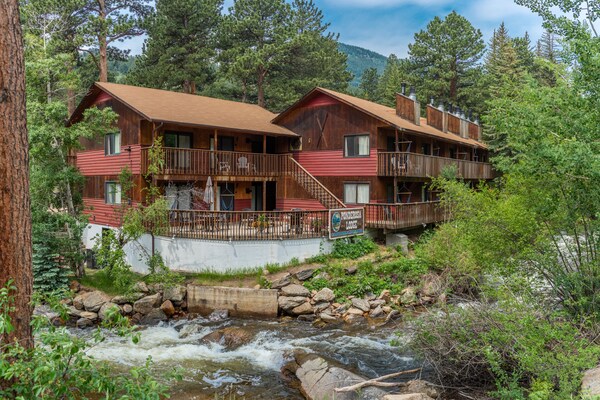 Ponderosa Lodge - Estes Park, CO