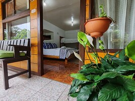 Quarto Familiar, varanda, vista para o jardim | Vista para o jardim