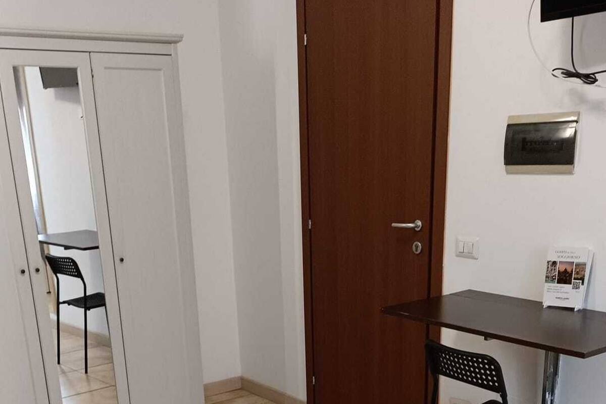 Quarto casal ou duplo standard | 1 quarto, edredons de pluma, escrivaninha, Wi-Fi de cortesia