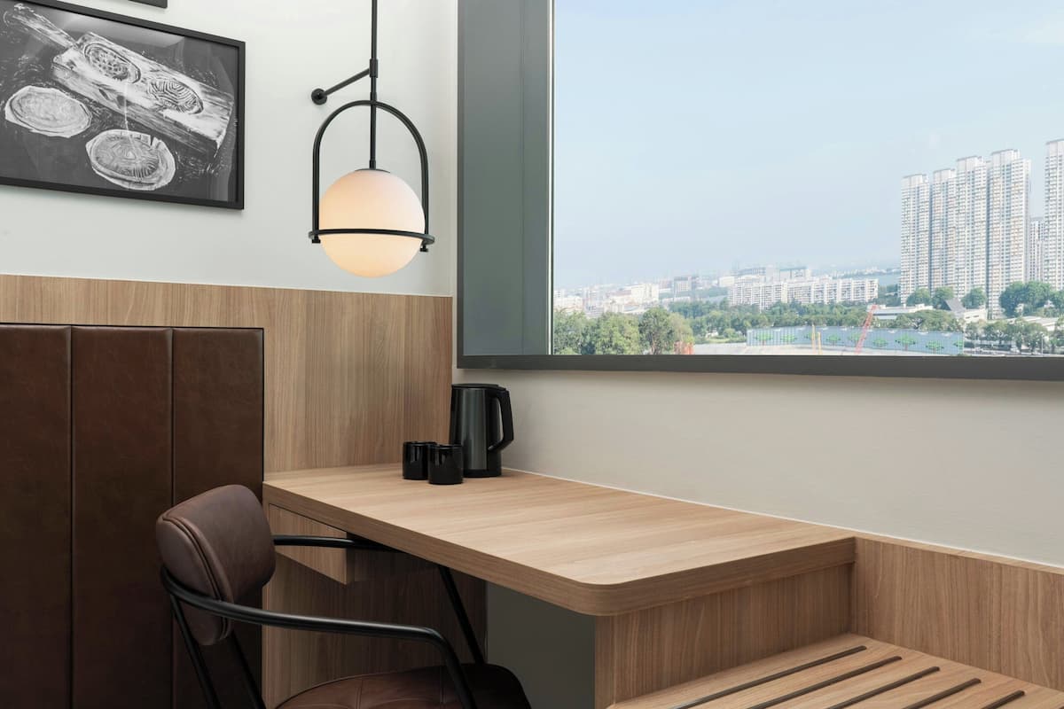 Quarto Deluxe, 2 camas individuais | Cofre no quarto, Wi-fi grátis, roupa de cama fornecida