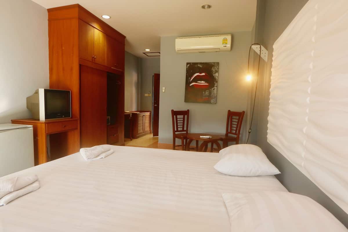 1 quarto, cofres nos quartos, individualmente mobiliados