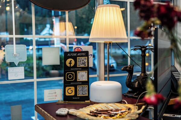 Alpine Motel - British Columbia