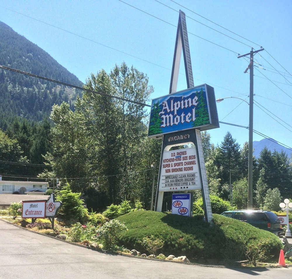 Alpine Motel - British Columbia
