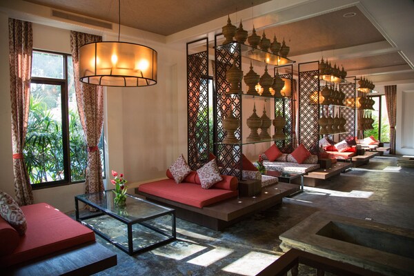 Rose Garden Hotel - Yangon