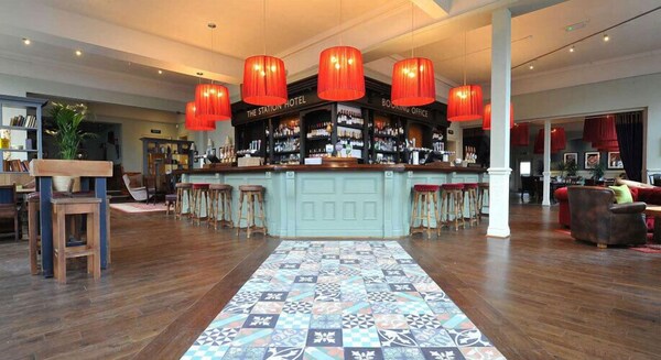 The Station Hotel - Victoria