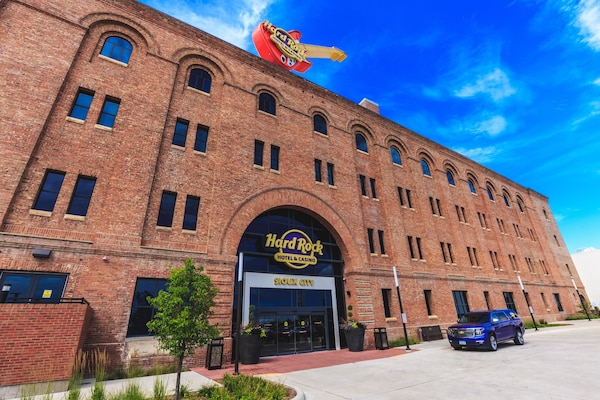 Hard Rock Hotel & Casino Sioux City - Sioux City, IA