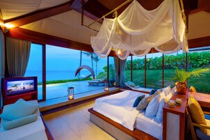 Villa, piscina privativa, em frente à praia (All Spa Inclusive) | Roupa de alta qualidade, minibar, cofre no quarto 