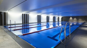 Piscina estreita