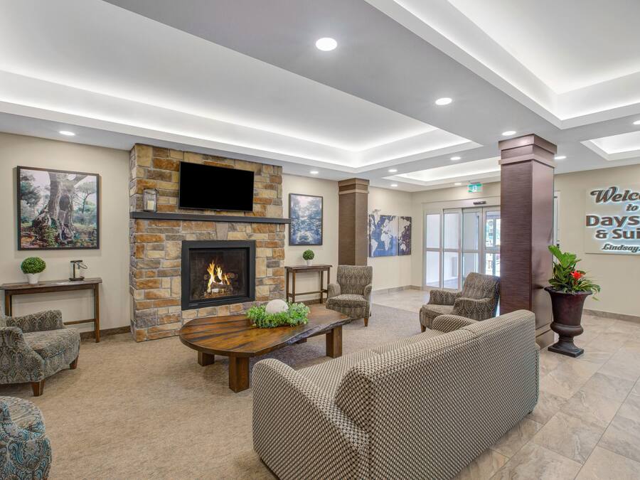 Área de estar no saguão