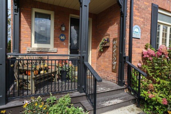 Danby House - Ontario