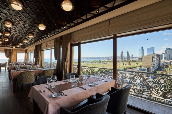 Boulevard Side Hotel - Baku