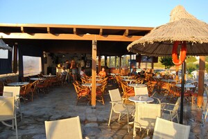 Bar à beira da piscina