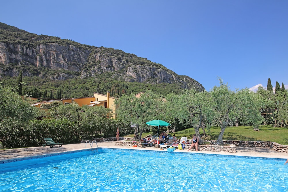 Appartamenti Pratone - Garda
